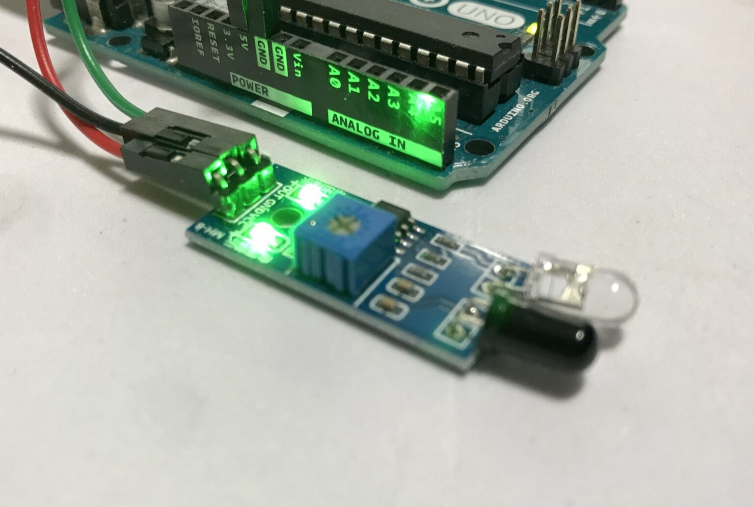 【Arduino】 アナログ光センサーモジュール(OPT101) - えむ笑会