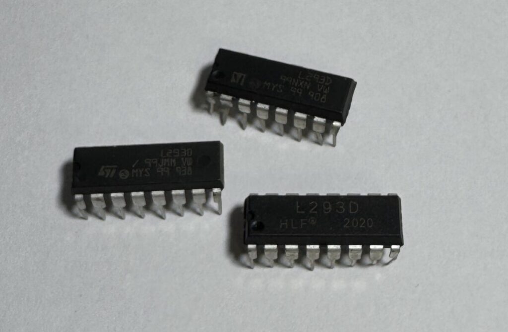 【micro:bit v2】 DCモータ L293D - えむ笑会